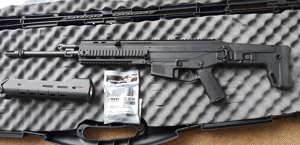 Acr Assault Rifle Bushmaster ACR .223 Rem/5.56 Semi Automatic Rifle,